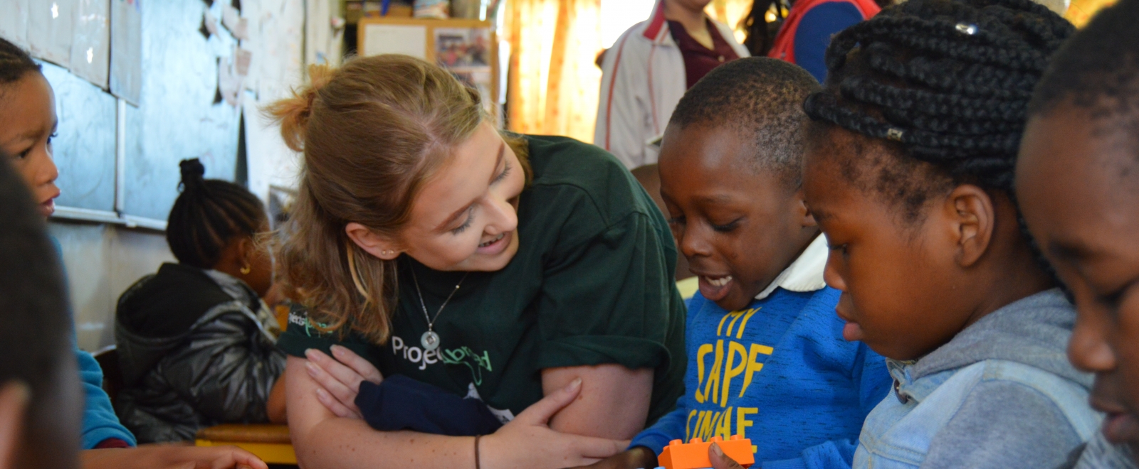 7 Reasons You Should Volunteer Abroad In High School
